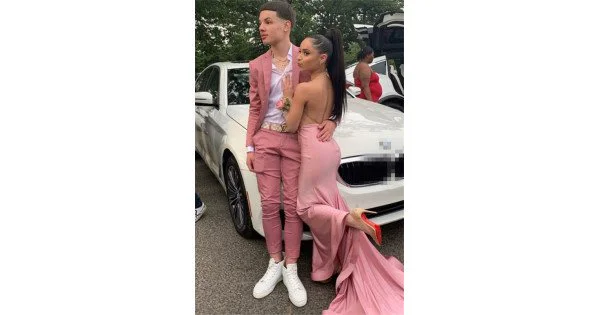 Latest Design Pink Best Fitted Prom Outfits for Men